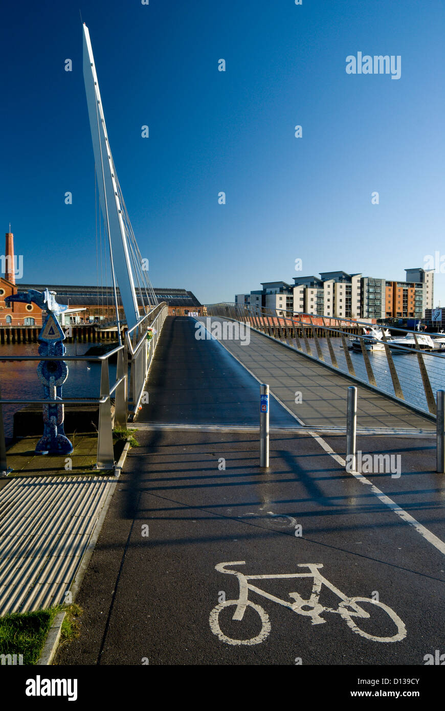 Sail bridge swansea sa1 hi-res stock photography and images - Alamy