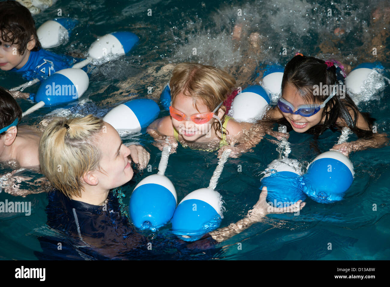 Children's swimming lessons hi-res stock photography and images - Alamy