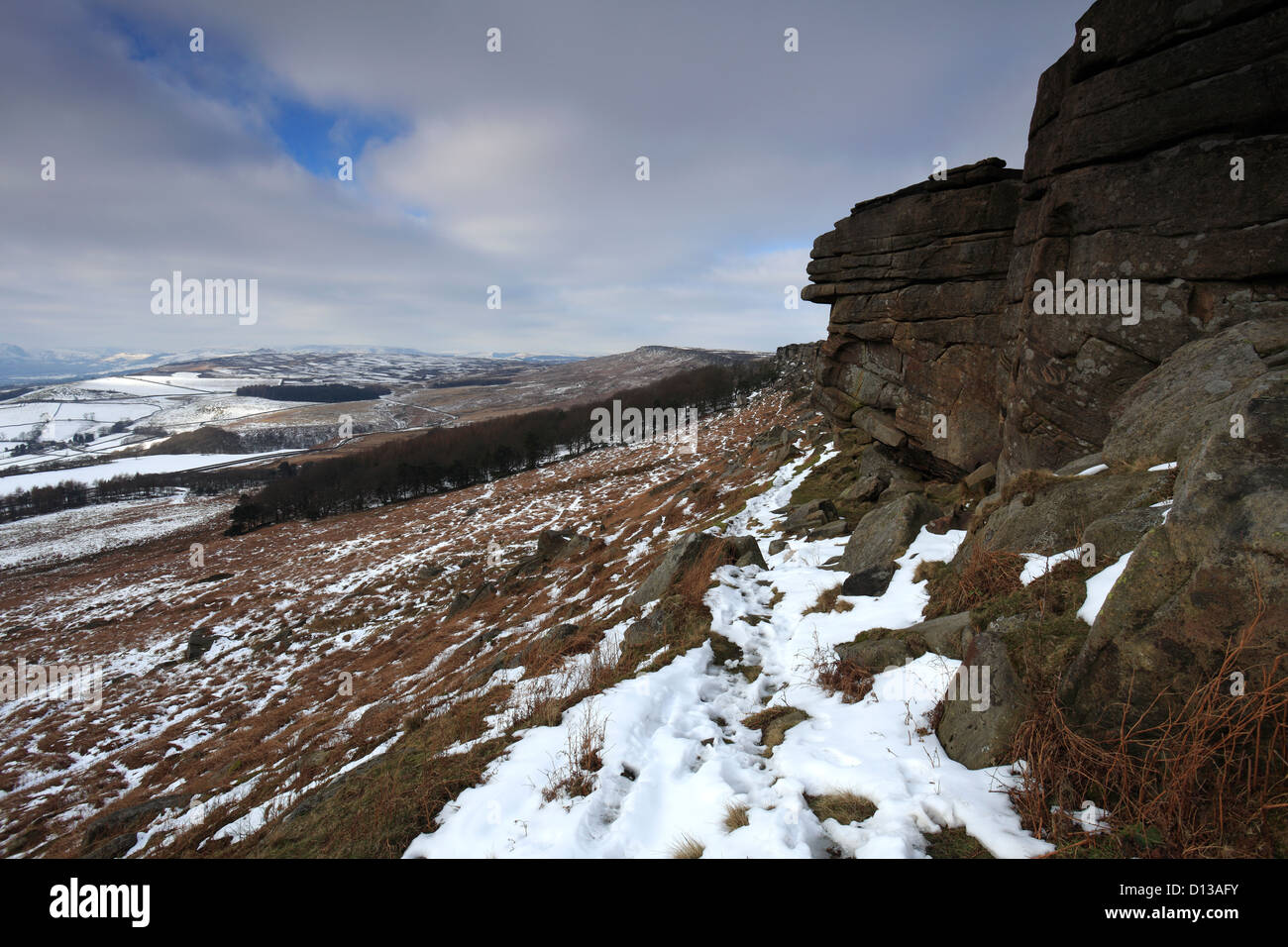 Wintertime on Burbage Rocks, Peak District National Park, Derbyshire ...