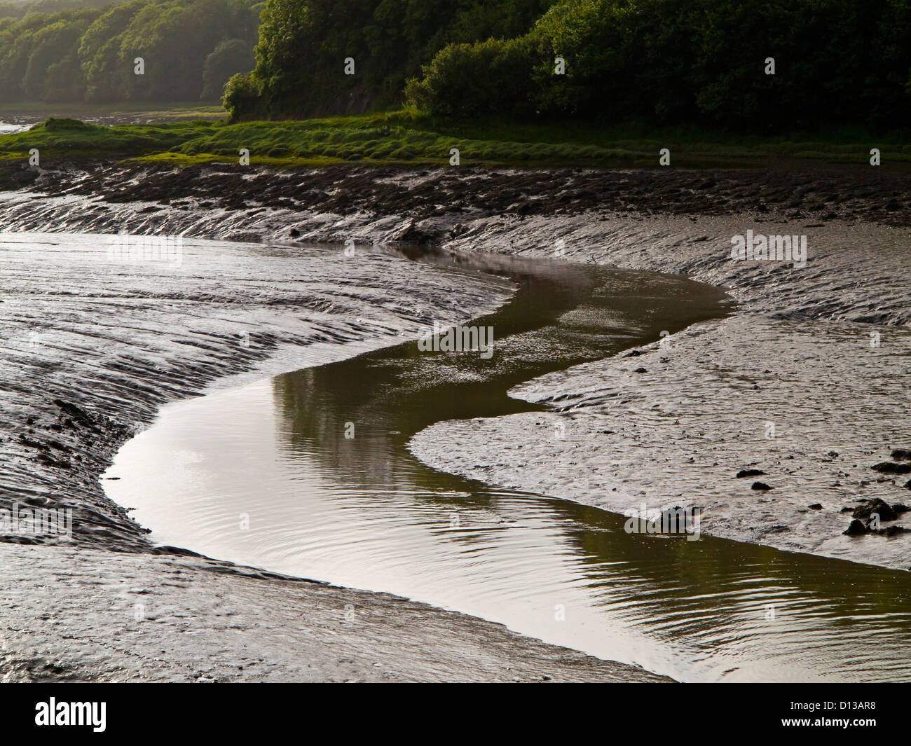 River meander uk hi-res stock photography and images - Alamy