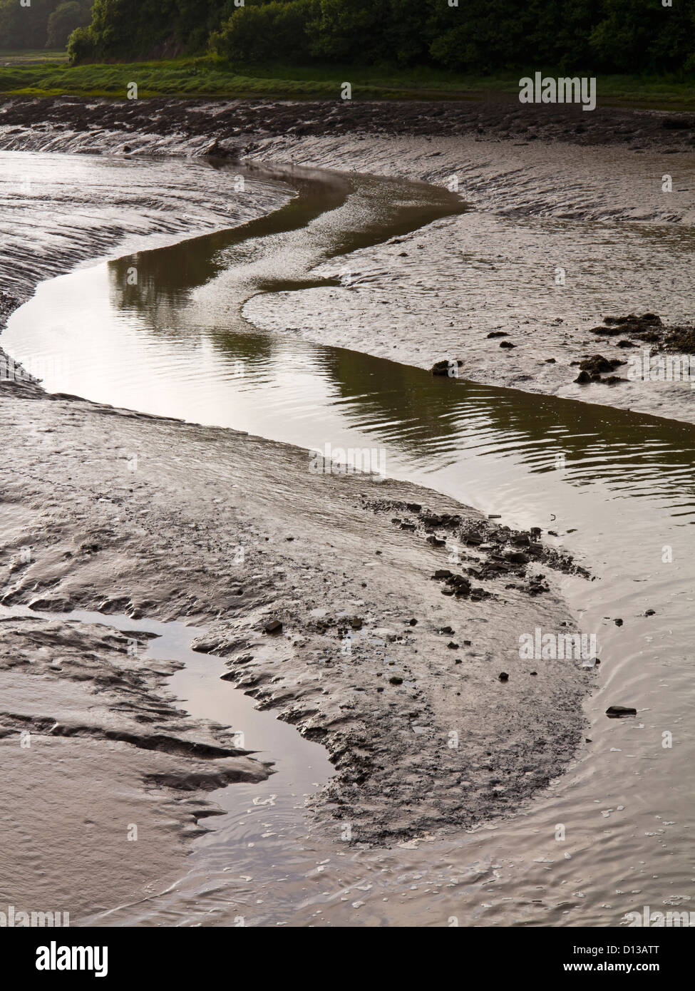 River meander uk hi-res stock photography and images - Alamy