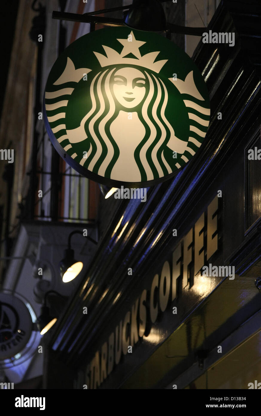 STARBUCKS SIGNS STARBUCKS COFFEE SHOP SIGNS LONDON ENGLAND UK 06 ...