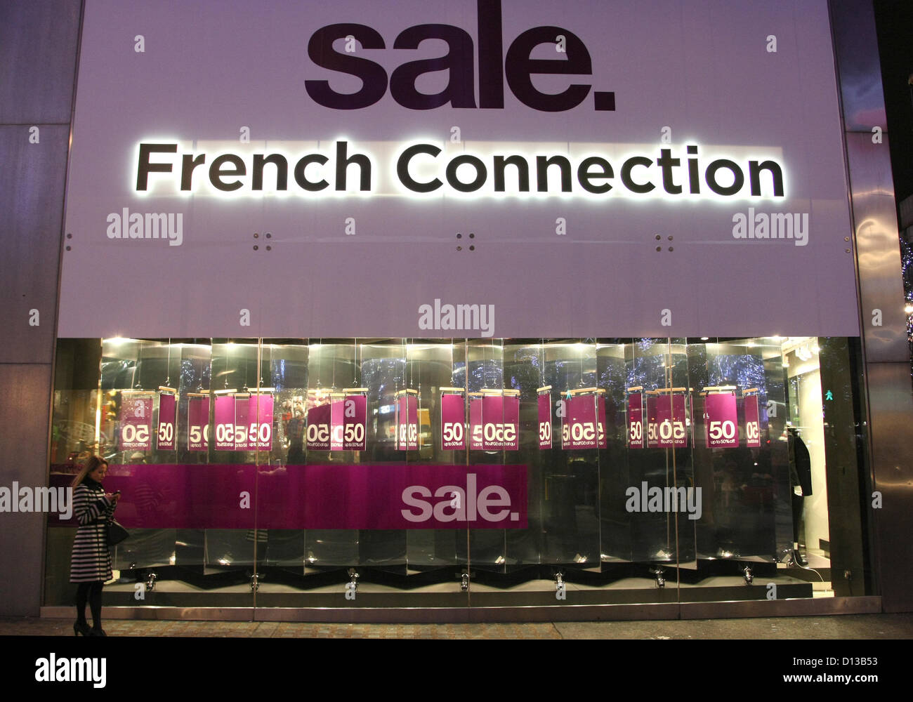 Sale signs hi-res stock photography and images - Alamy