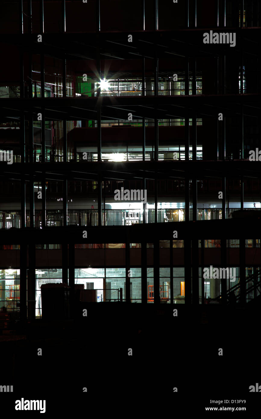 Steel framed building hi-res stock photography and images - Alamy