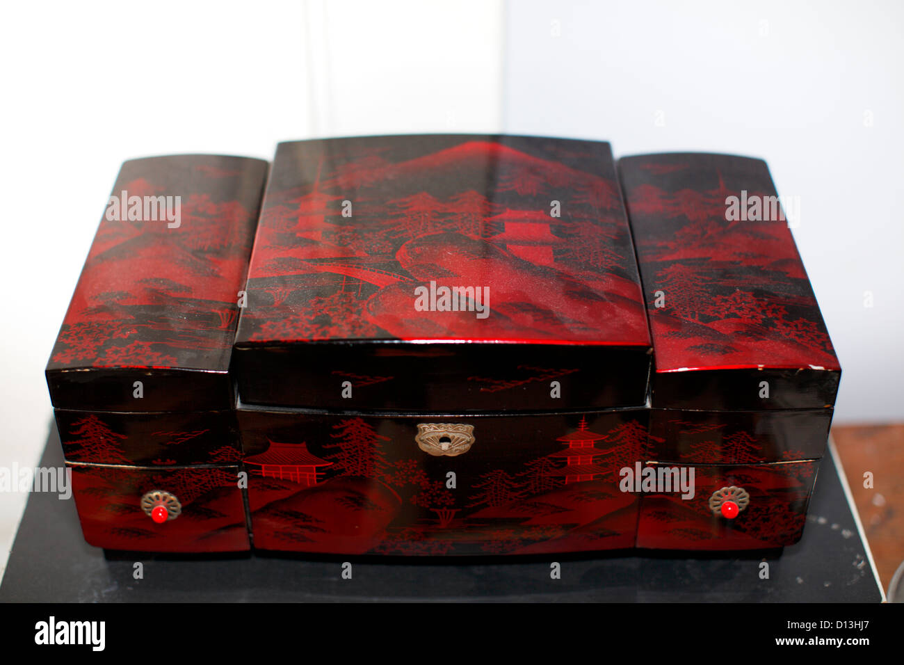 Antique japanese box hi-res stock photography and images - Alamy