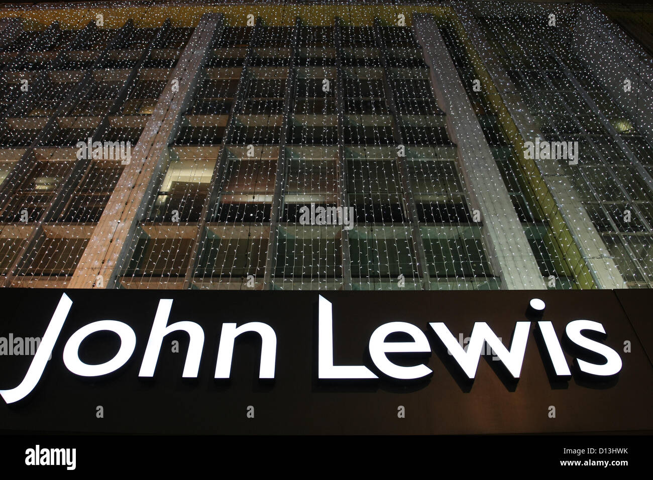 John lewis oxford street windows hi-res stock photography and images ...