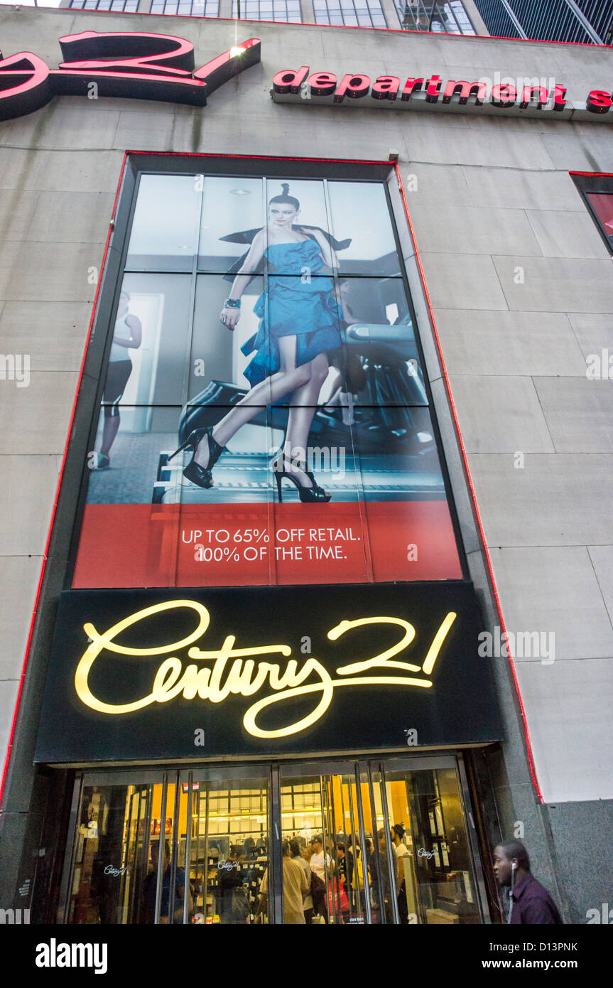 Century 21 new york hi-res stock photography and images - Alamy