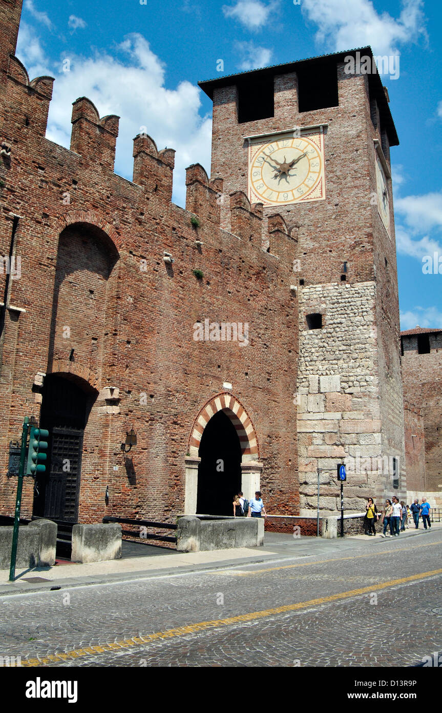 Verona castle walls hi-res stock photography and images - Alamy