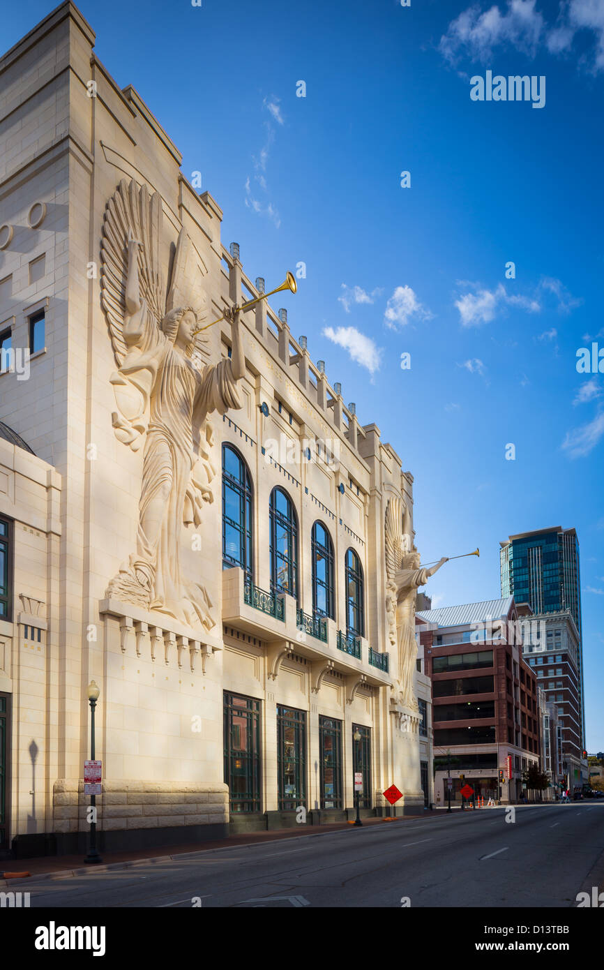 Bass Performance Hall in downtown Fort Worth, Texas Stock Photo - Alamy