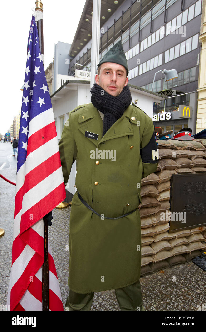 Us soldier hi-res stock photography and images - Alamy