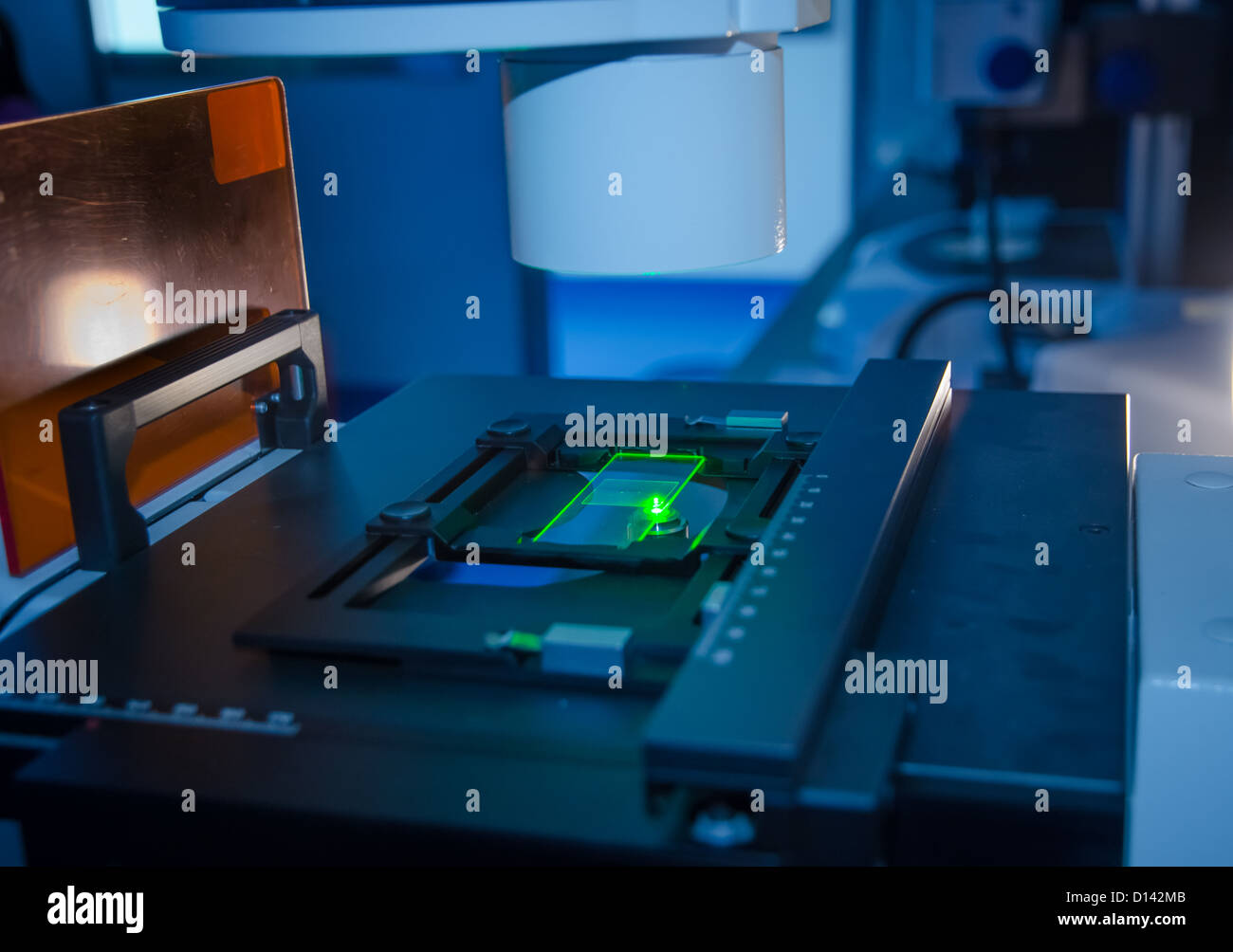 Micro lens technique hi-res stock photography and images - Alamy