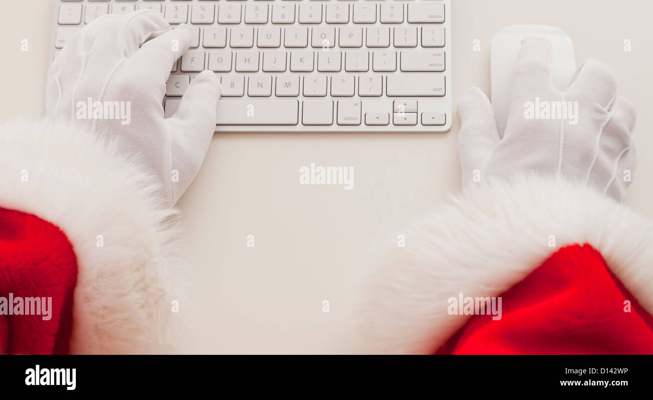Santa mouse hi-res stock photography and images - Alamy