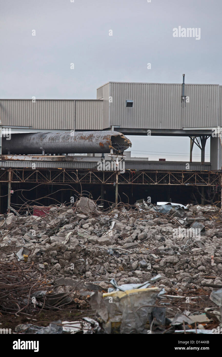 Wixom, Michigan - Demolition of part of Ford's Wixom Assembly plant ...