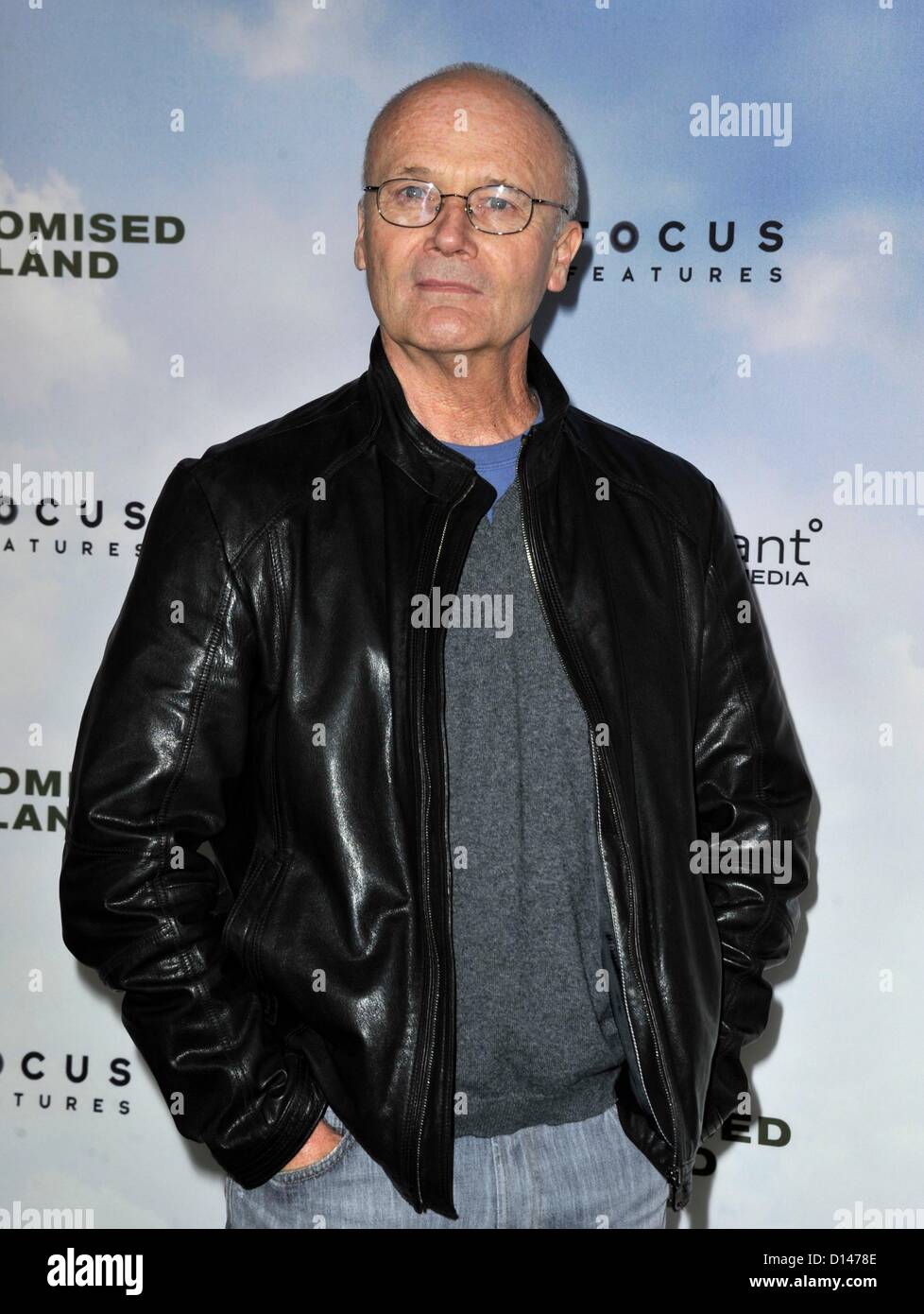Los Angeles, USA. 6th December 2012. Creed Bratton at arrivals for ...