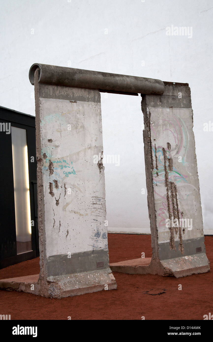 Remnants of the Berlin wall, Berlin Germany Stock Photo - Alamy