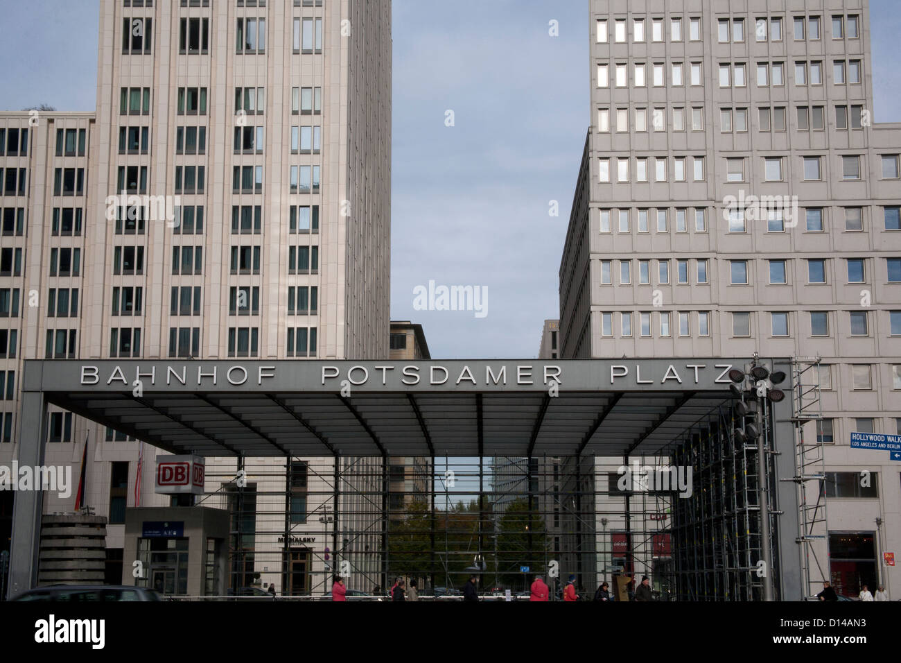 Potsdamer Platz or Potsdam with the Bahnhof and Beisheim Centre Square ...