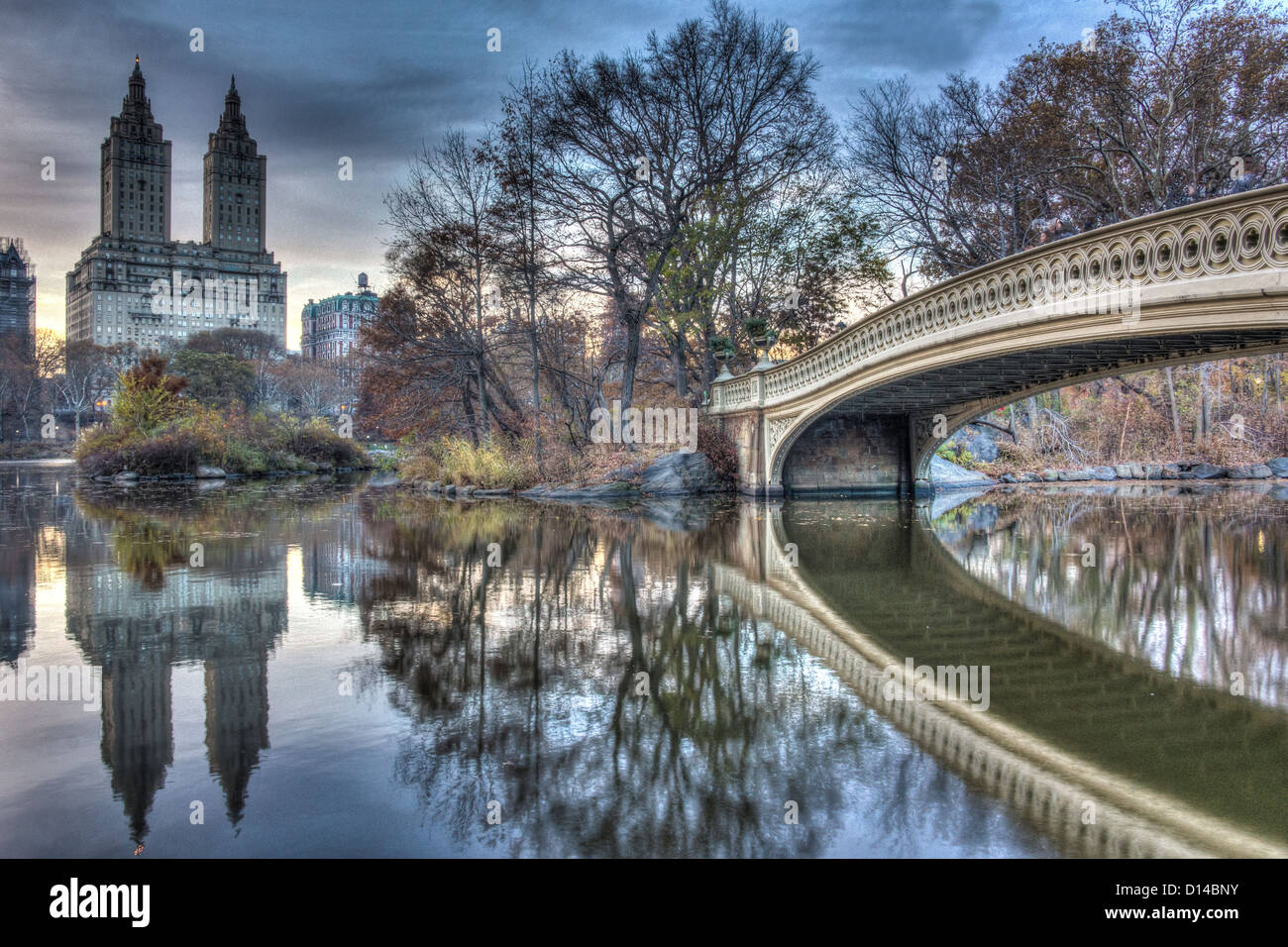Central Park New York City Bow Bridge Stock Photo - Alamy