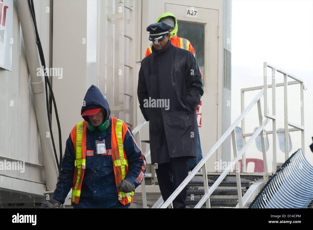 Flight film still 2012 hi-res stock photography and images - Alamy