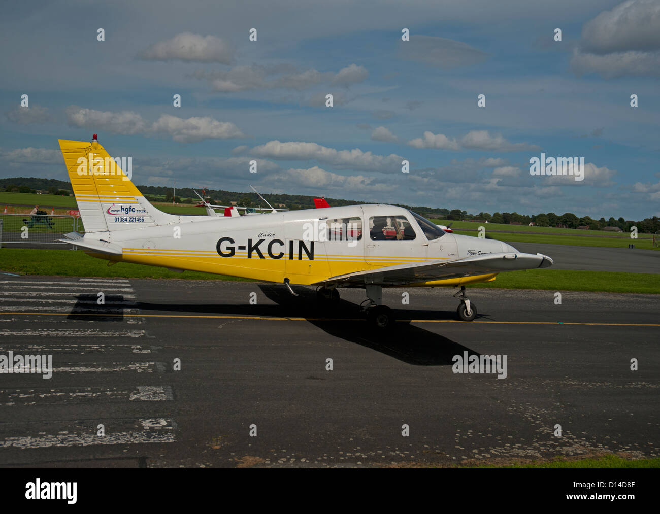 Piper PA-28-161 Cadet. Of Jetstream Executive Travel Ltd. SCO 8862 ...