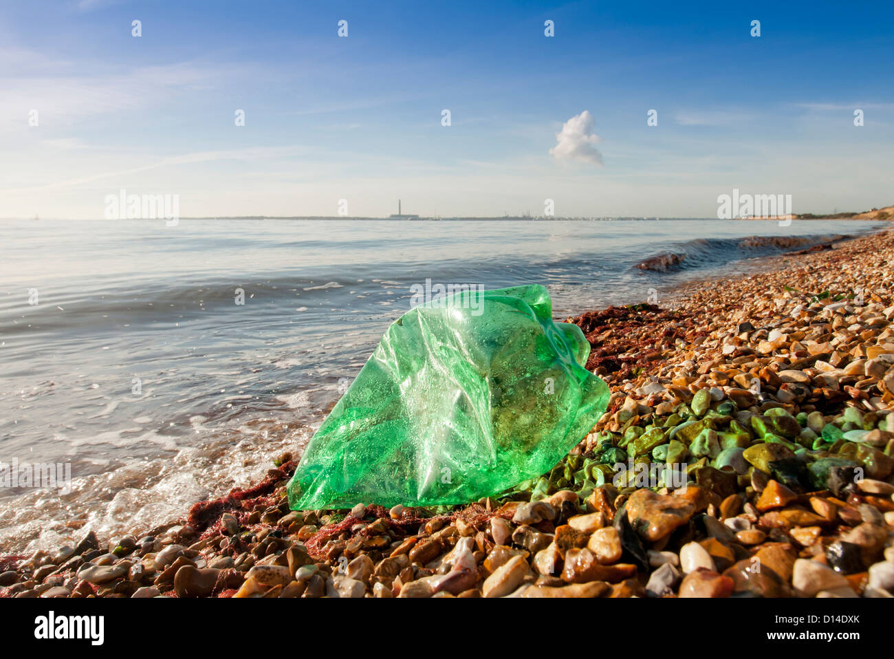 Coastal pollution hi-res stock photography and images - Alamy