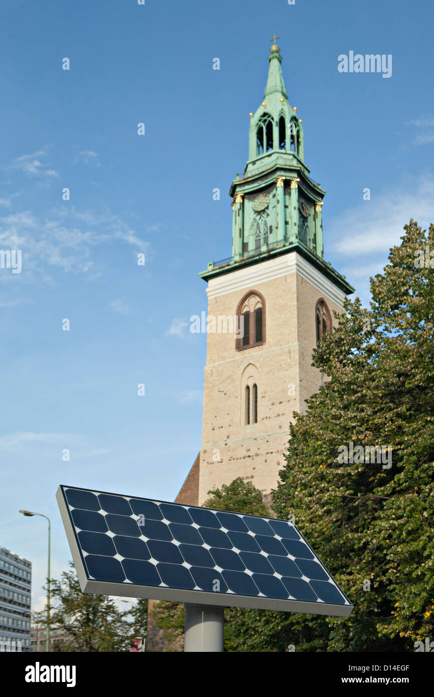 Solar still hi-res stock photography and images - Alamy
