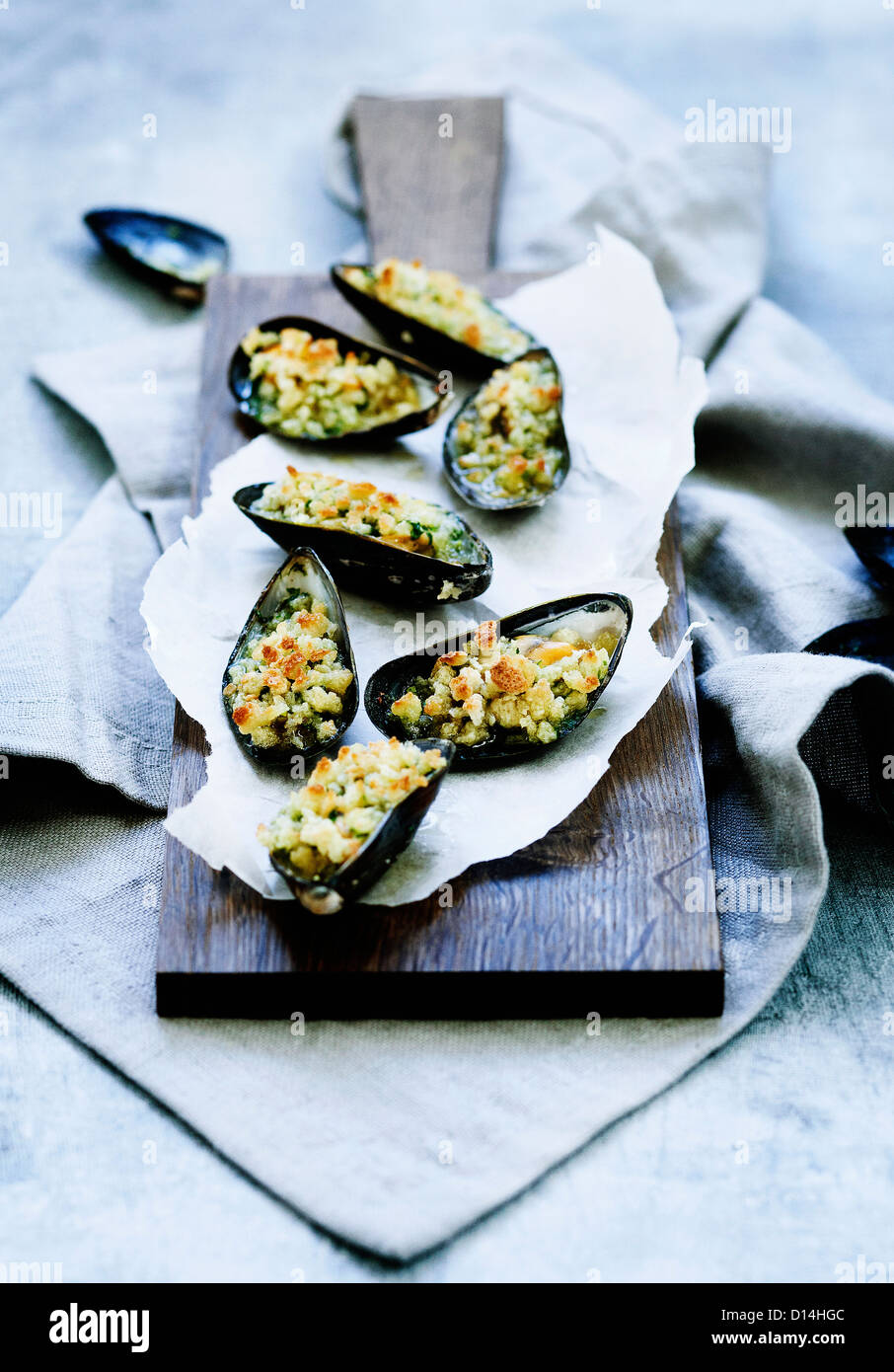 Mussels gratin gratin seafood hi-res stock photography and images - Alamy
