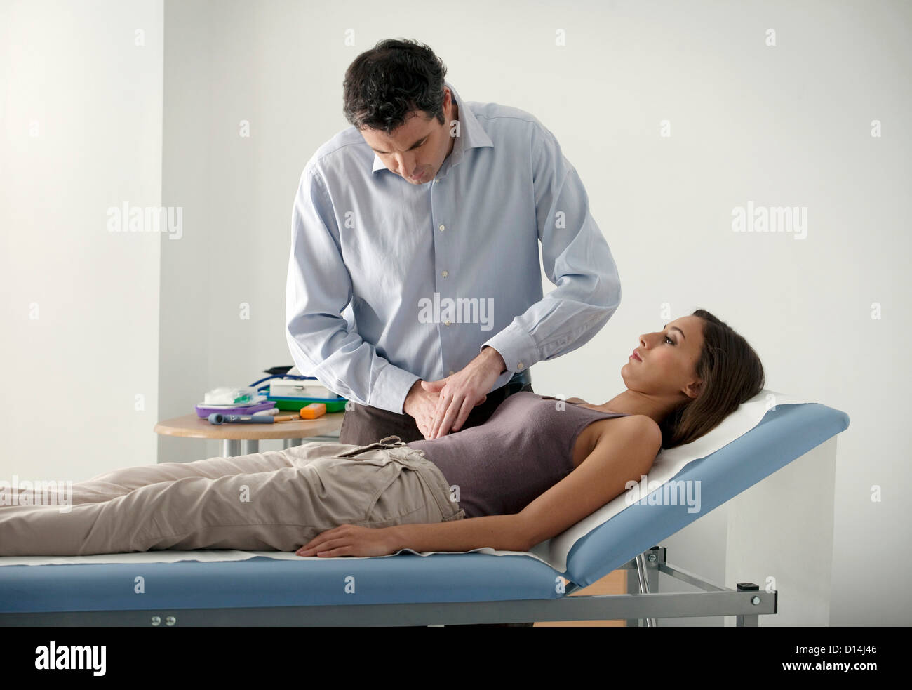 Abdomen semiology woman hi-res stock photography and images - Alamy
