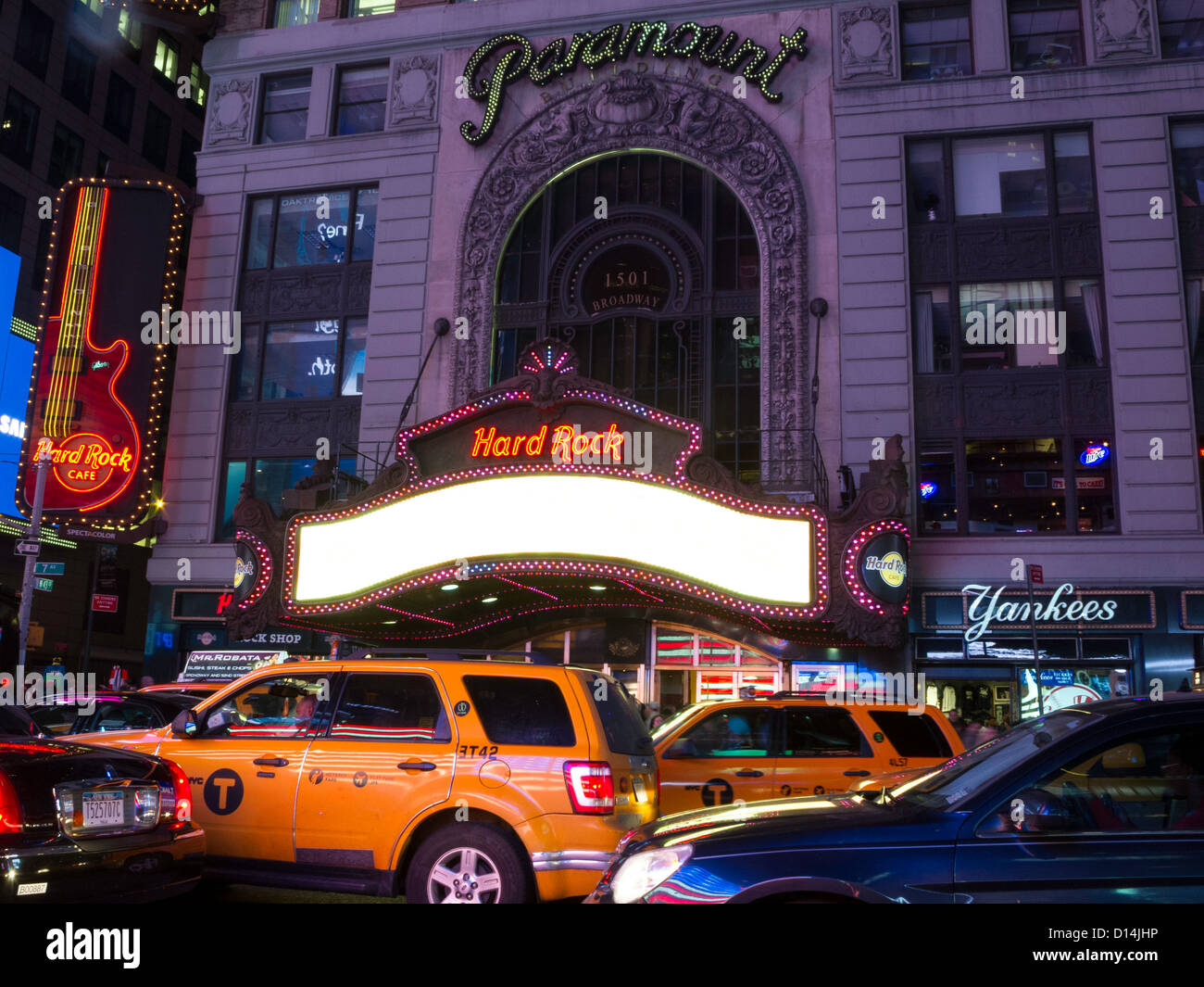 Hard Rock Cafe, Times Square, NYC Stock Photo - Alamy
