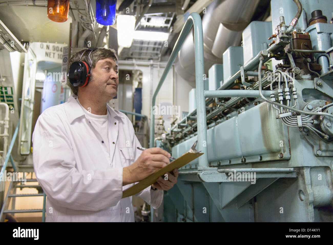 Transit room hi-res stock photography and images - Alamy