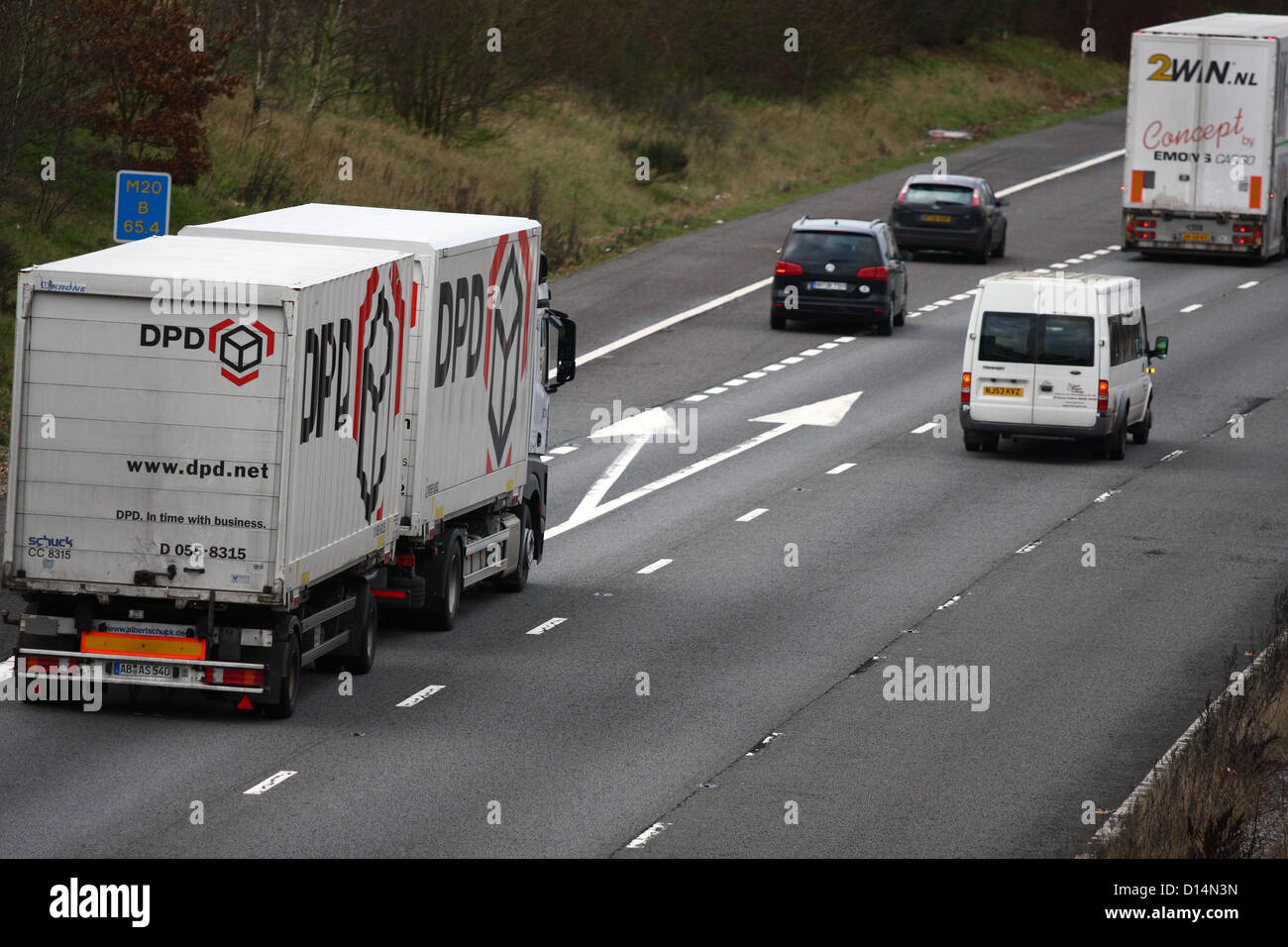 Lorry travelling along motorway hi-res stock photography and images - Alamy