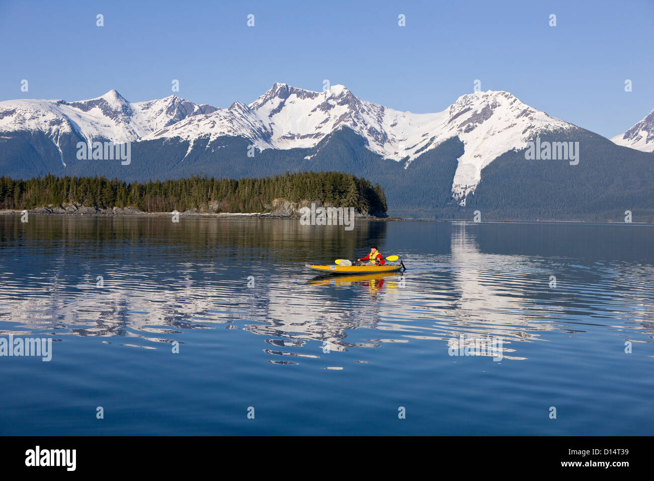 Alaska, Juneau, Favorite Passage. Kayaking Through Beautiful Mountain ...