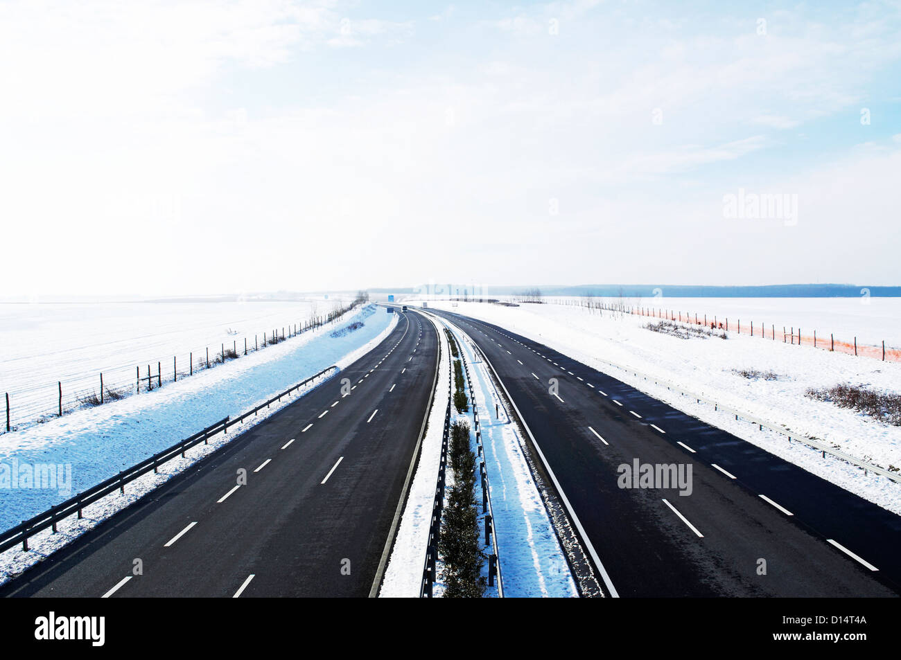 Four lane motorway hi-res stock photography and images - Alamy