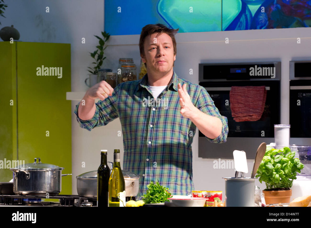 Jamie oliver veg hi-res stock photography and images - Alamy