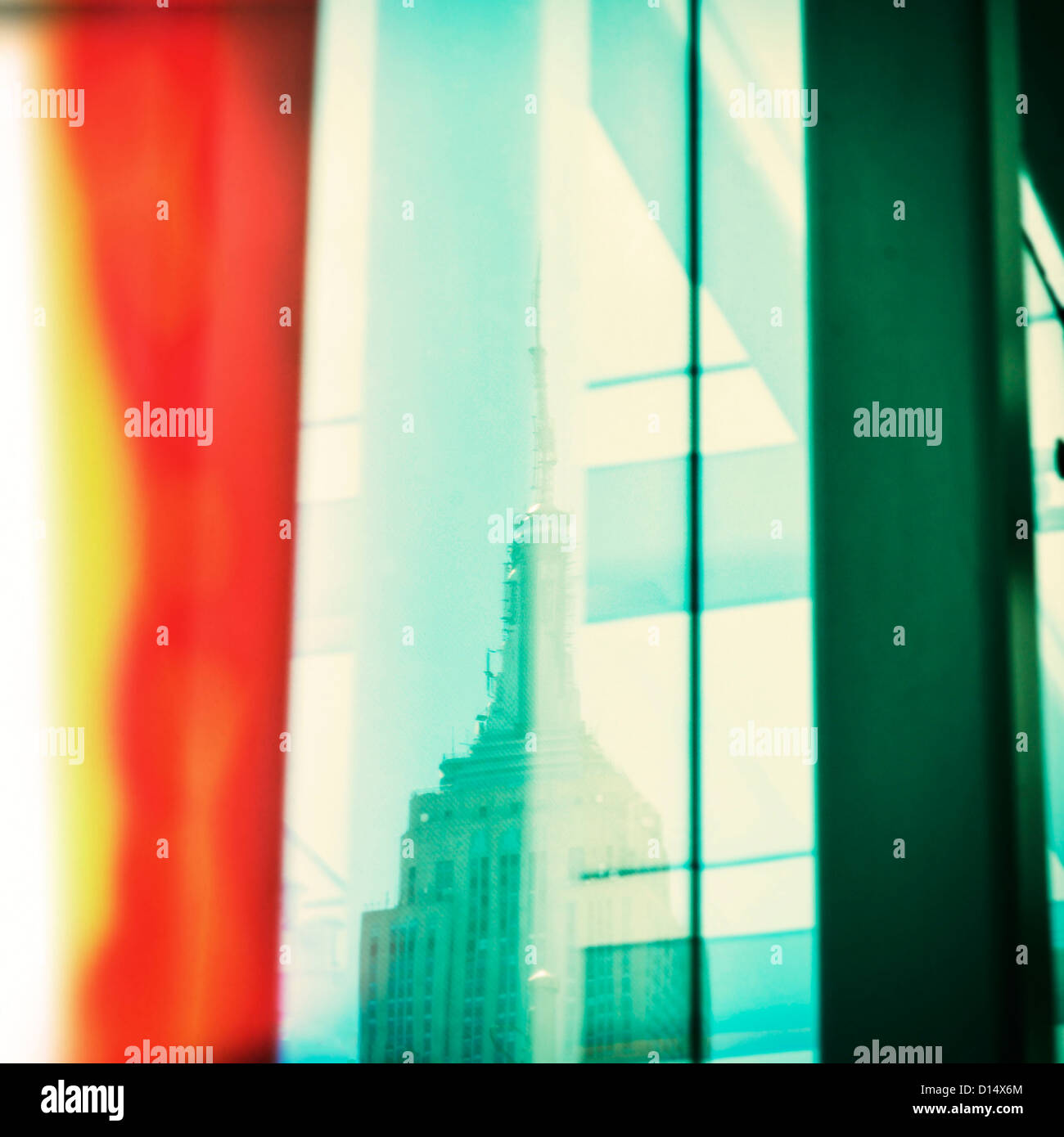 Sunlight reflection building exterior hi-res stock photography and ...