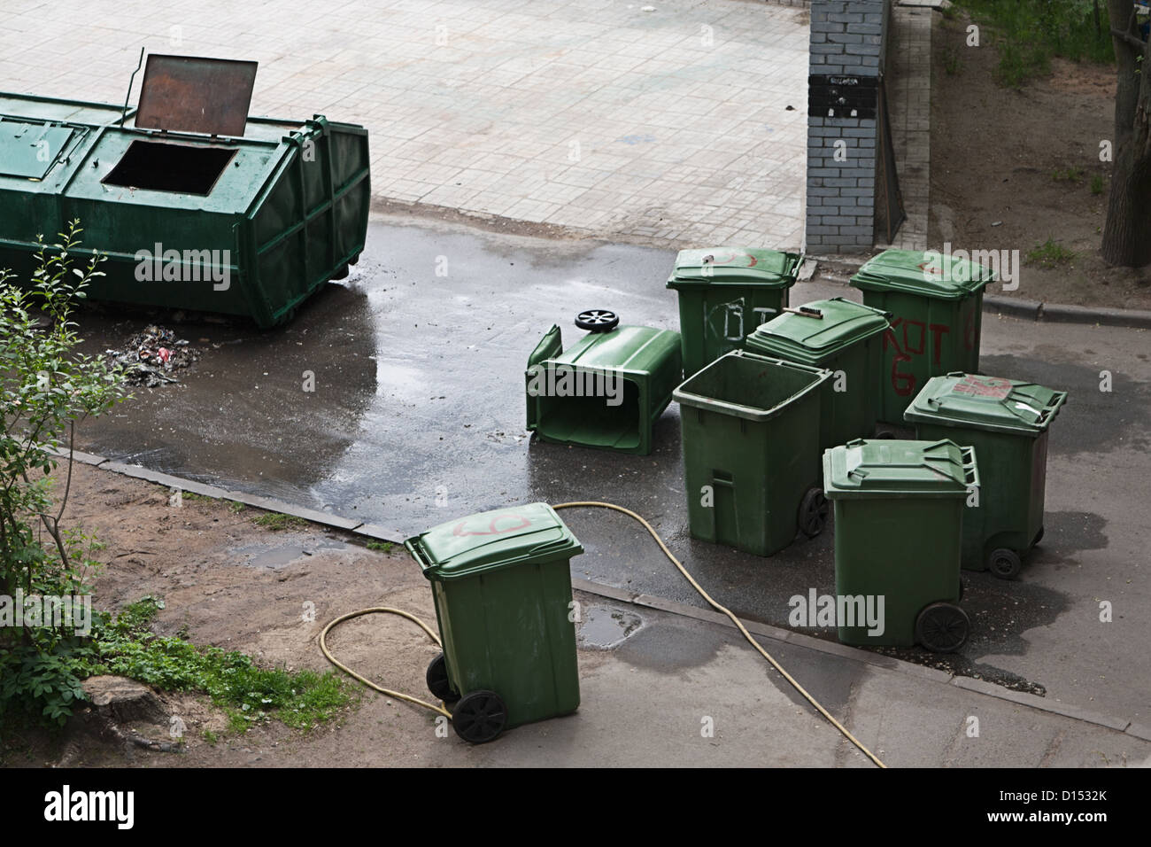 Refuse collection container hi-res stock photography and images - Alamy