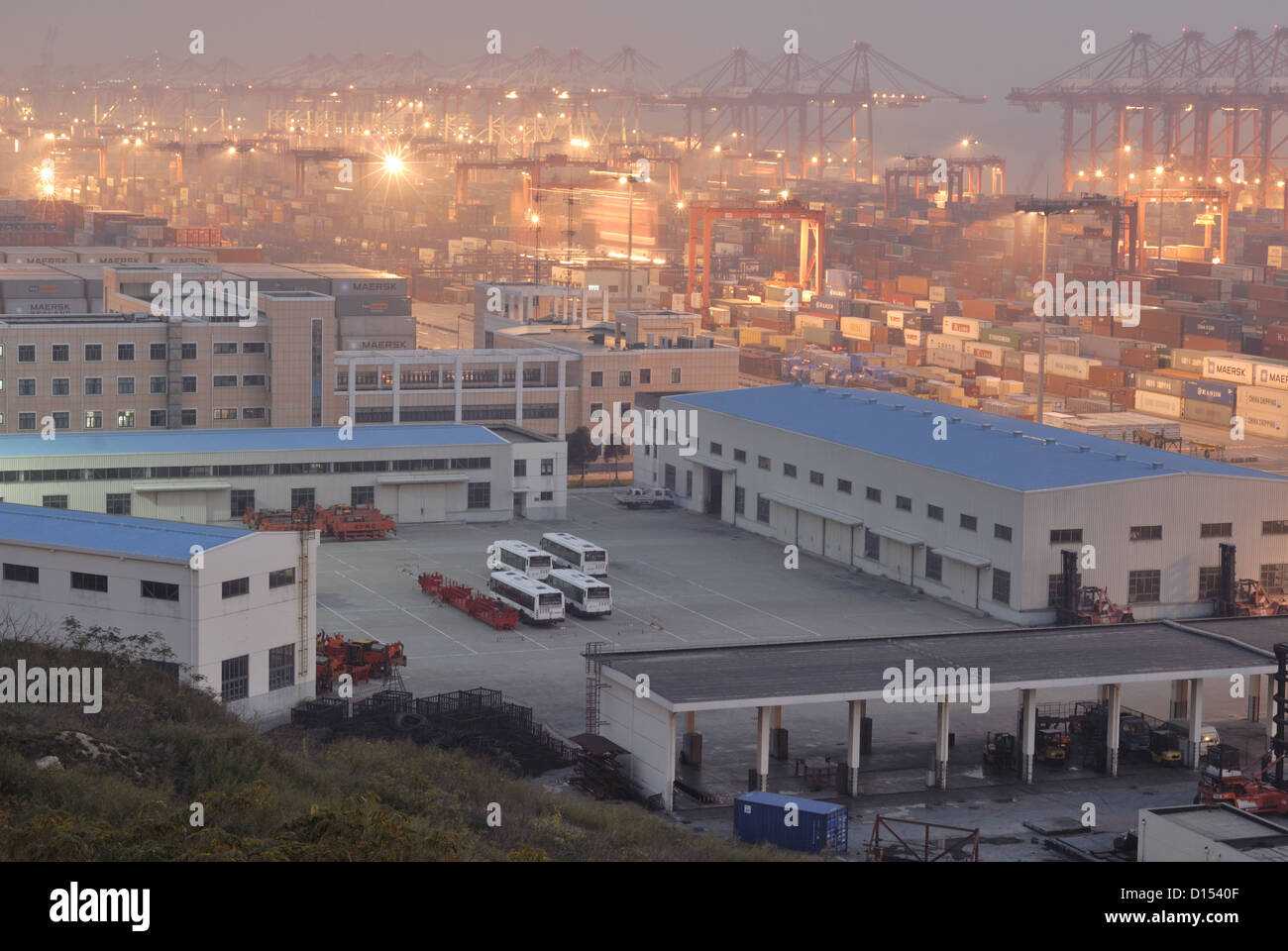 Shanghai harbour Yangshan Deep - Water Port at night Stock Photo - Alamy