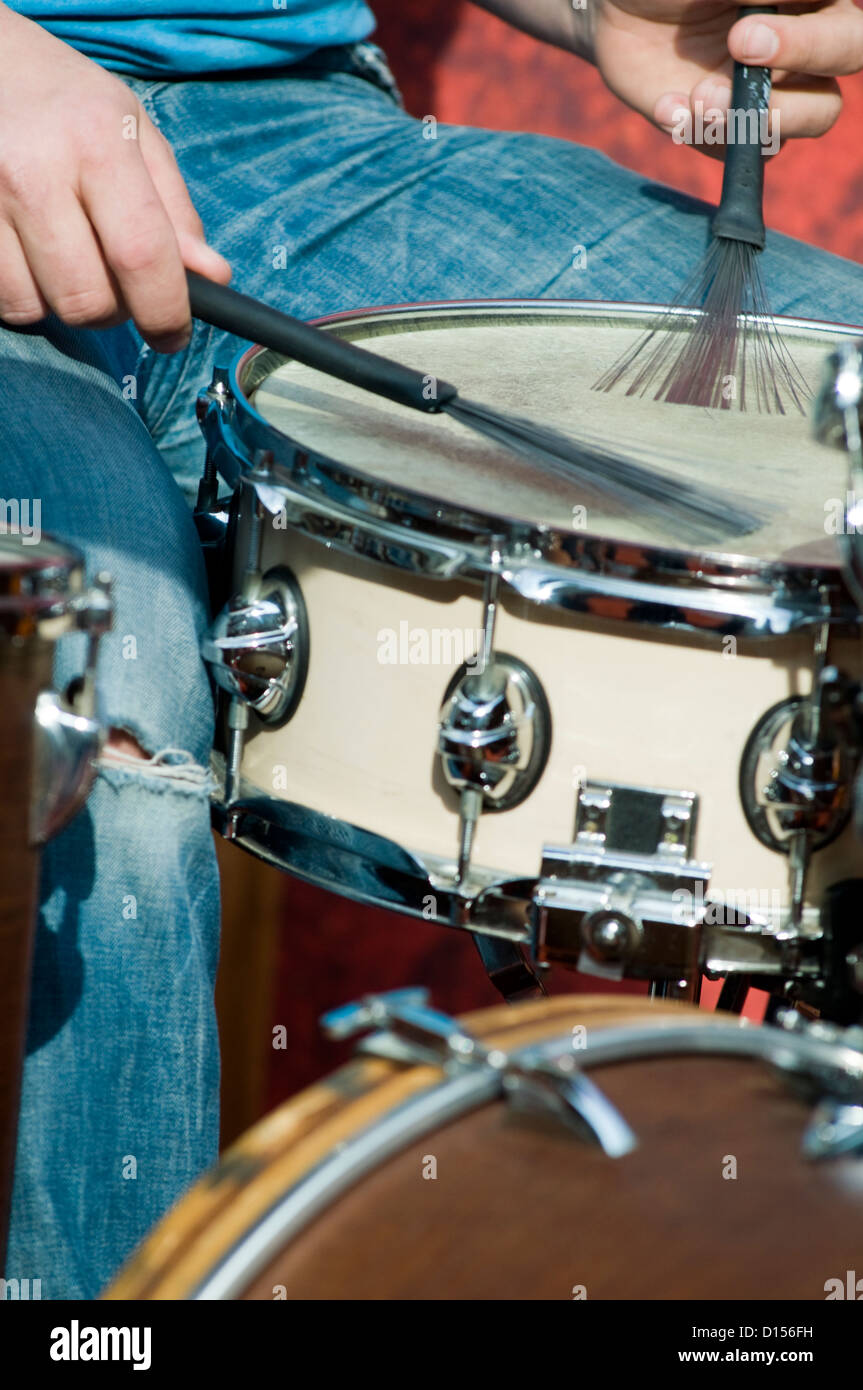 Playing snare drums hi-res stock photography and images - Alamy
