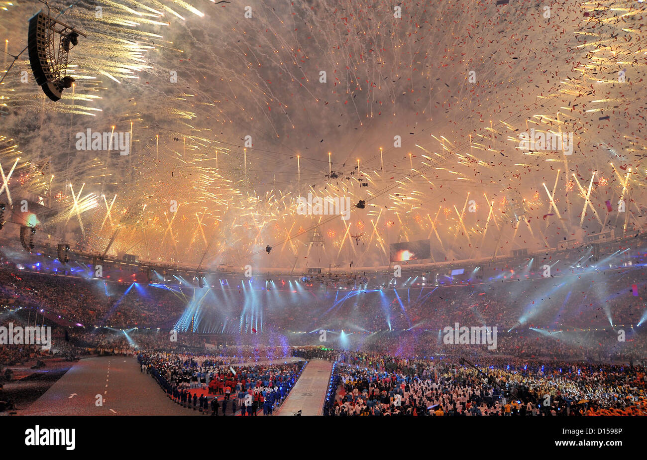 Fireworks go off from the roof, Closing Ceremony Stock Photo - Alamy