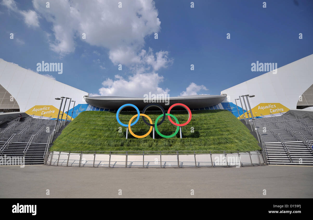 The Olympic rings outside the Aquatics centre. Olympic Park Stock Photo ...