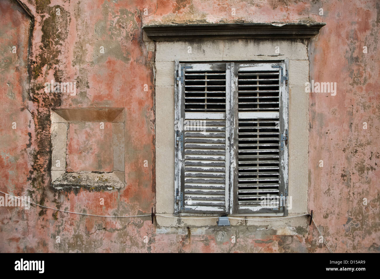 Old distressed wall and window shutters in Dubrovnik Stock Photo - Alamy
