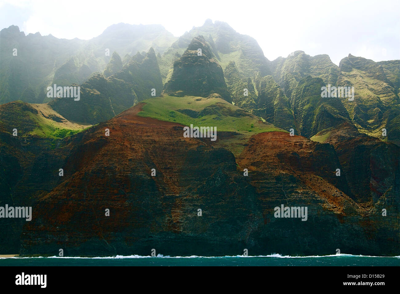 Hawaii, Kauai, Na Pali Coast, Rugged Cliffs Along Ocean Stock Photo - Alamy