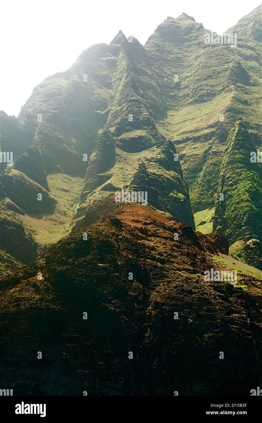 Hawaii, Kauai, Na Pali Coast, Rugged Cliffs Along Ocean Stock Photo - Alamy