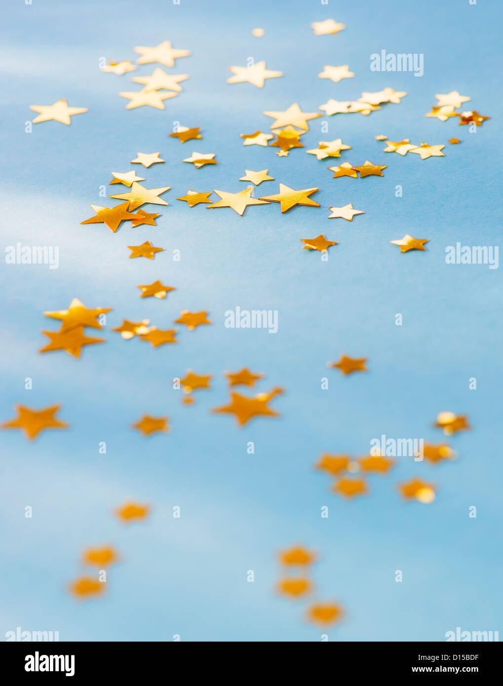 Blue confetti hi-res stock photography and images - Alamy