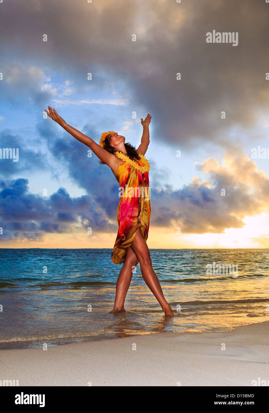 Hawaii, Oahu, Lanikai, Beautiful Hawaiian Woman Dancing Hula On Ocean ...