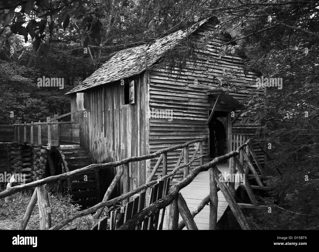 Cable Mill in Cades Cove, Great Smoky Mountains National Park. Townsend ...