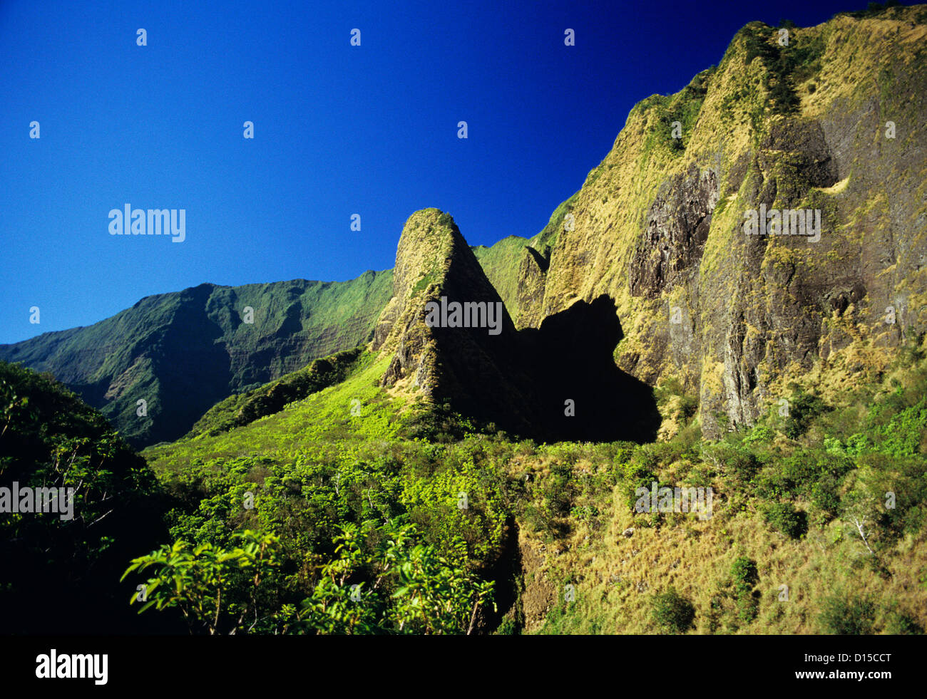 Hawaii, Maui, Iao Needle With Afternoon Shadow On Mountain, Clear Blue ...