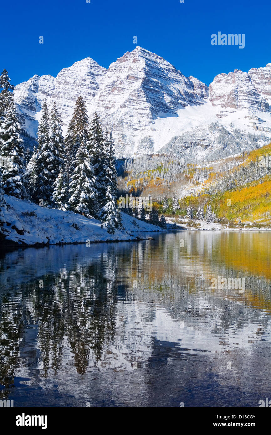 Cap and bells hi-res stock photography and images - Alamy