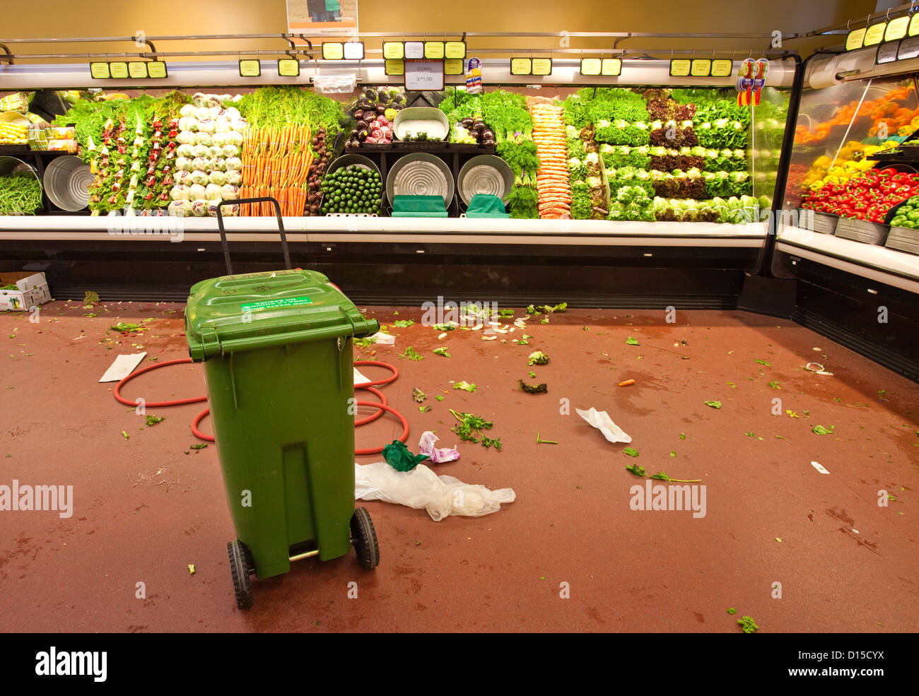 Grocery Store Produce Aisle After Hours Stock Photo - Alamy Grocery Store Produce Aisle After Hours Stock Photo - Alamy