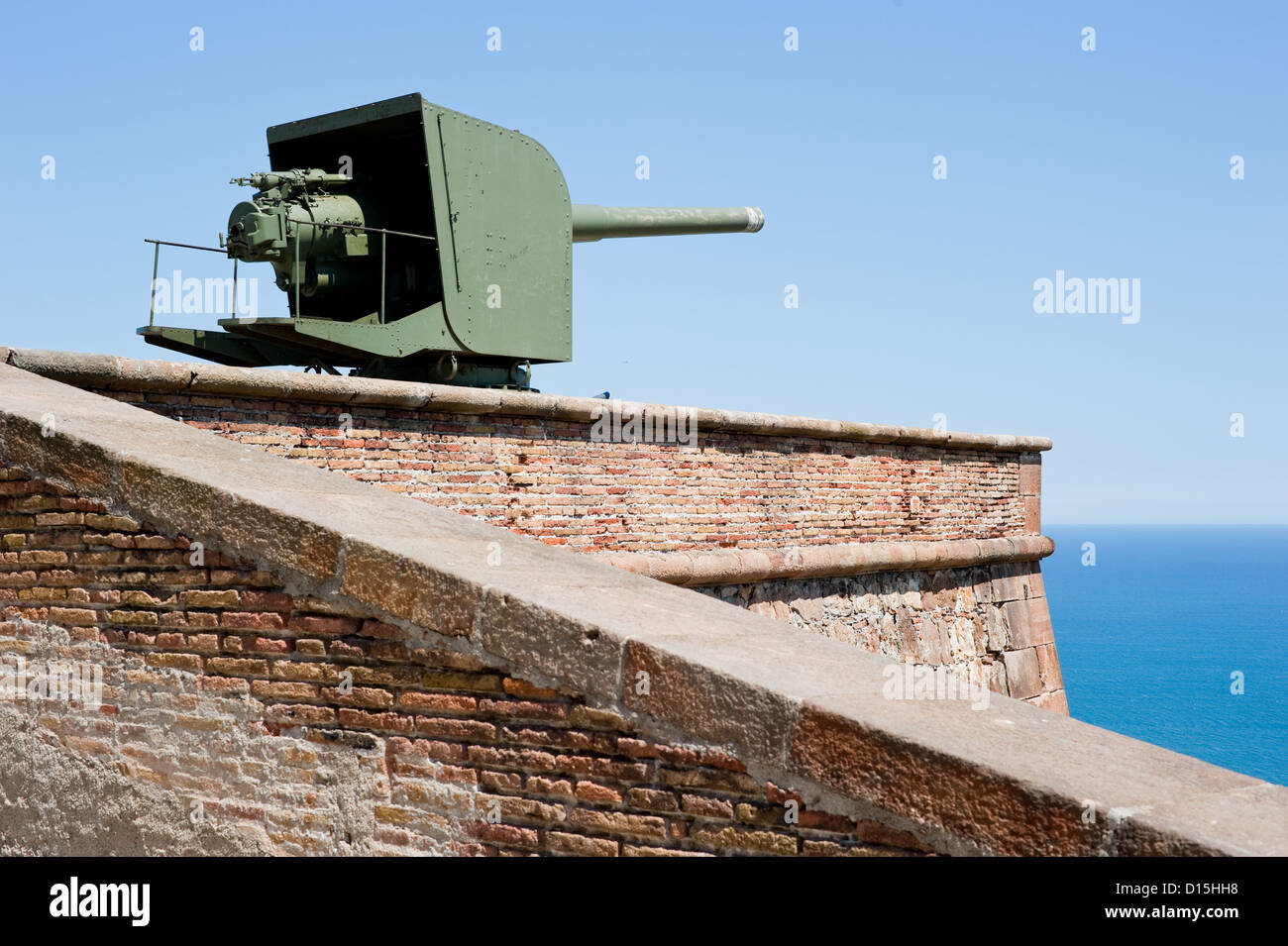 Barcelona, Spain: Cannon at Montjuic Castle Stock Photo - Alamy