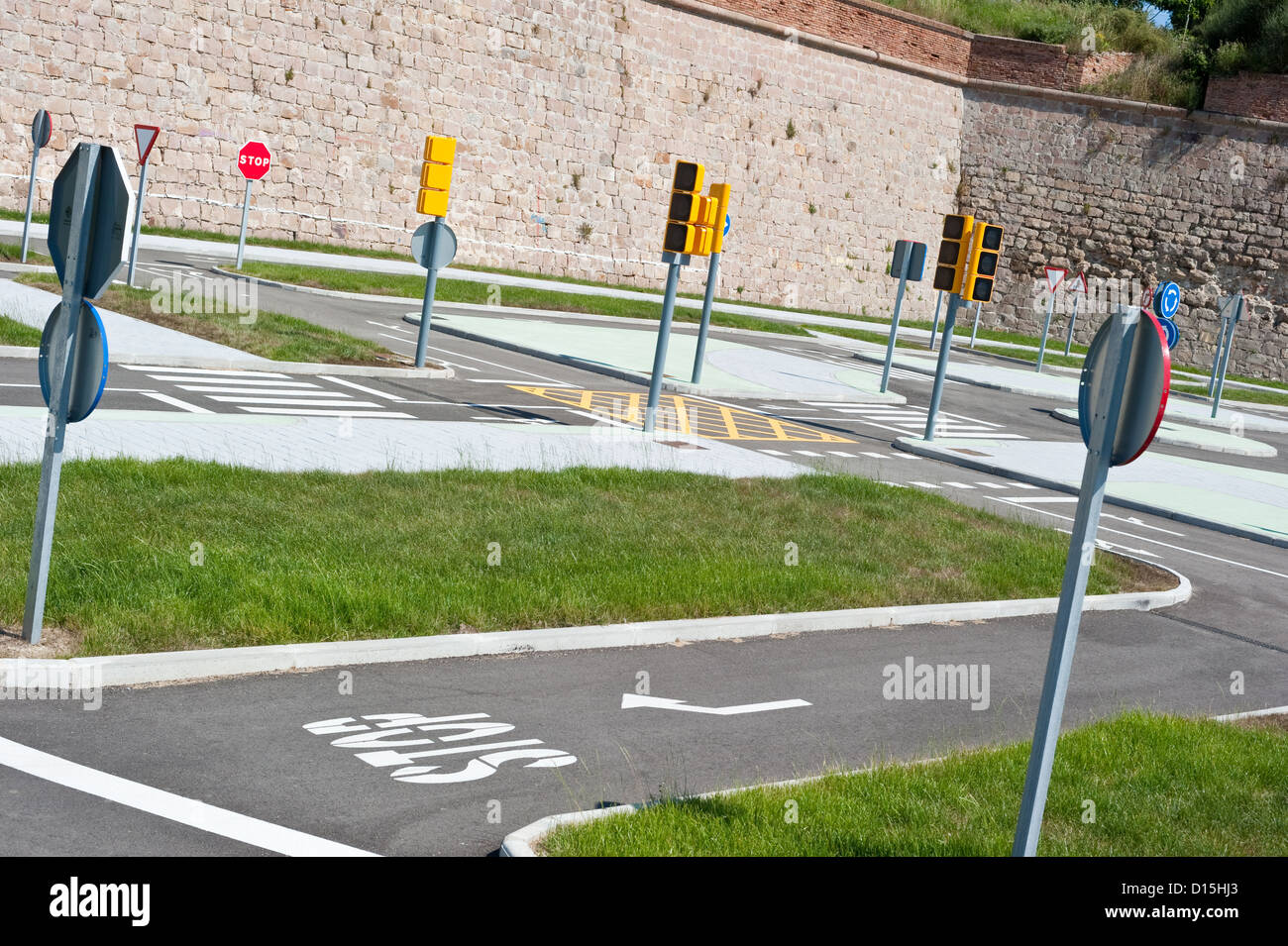 Traffic rules hi-res stock photography and images - Alamy